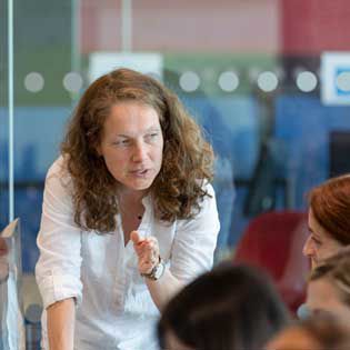 Corpus Linguistics Summer School 2023 | CLARIN-UK